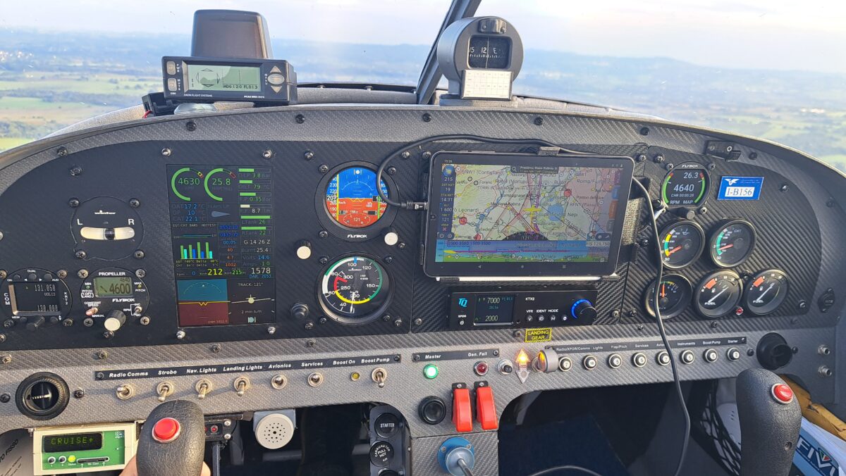 EFIS – Open source software and hardware avionics